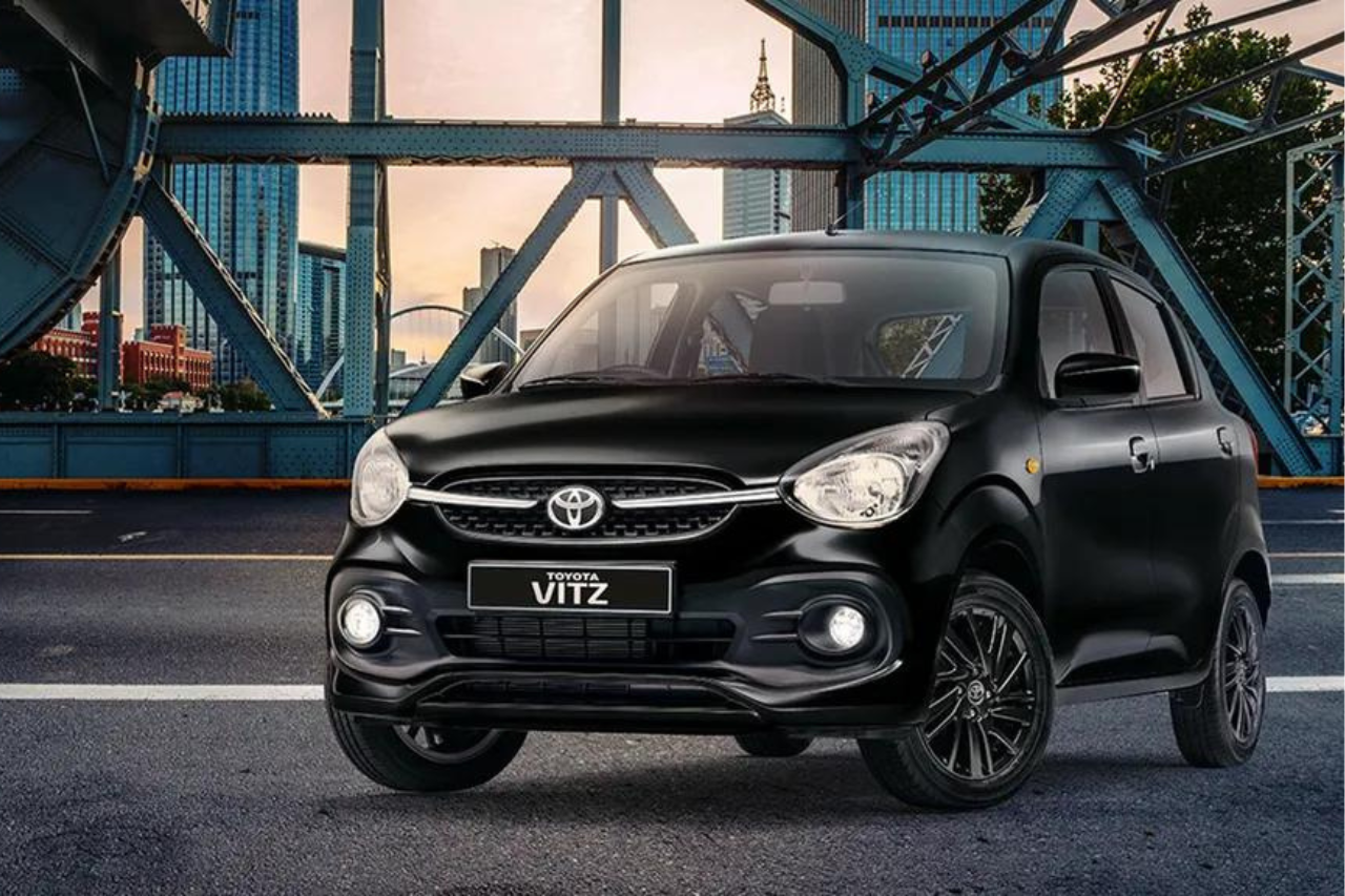 Conheça o Toyota Vitz, rival do Renault Kwid que não será vendido no ...